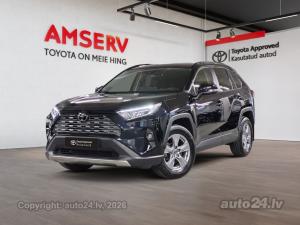 Melns Toyota RAV4 2023 Tallina, ar dzinēja tilpumu 2.00 L un nobraukumu 25 tūkst. km par 30990 €, foto  vietnē AUTOMOTO.COM.LV