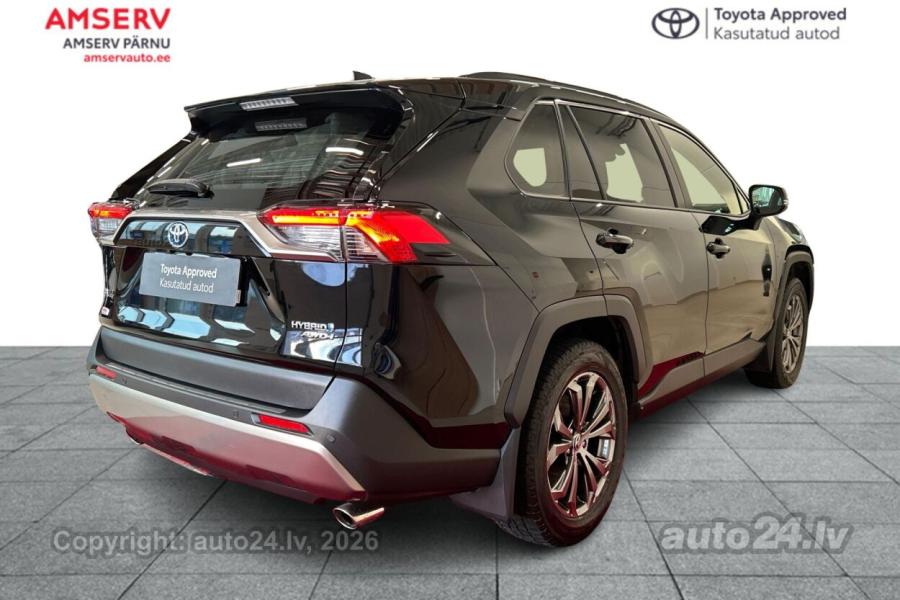 Melns Toyota RAV4 2024 Pērnava, ar dzinēja tilpumu 2.50 L un nobraukumu 27 tūkst. km par 38990 €, foto 2 vietnē AUTOMOTO.COM.LV