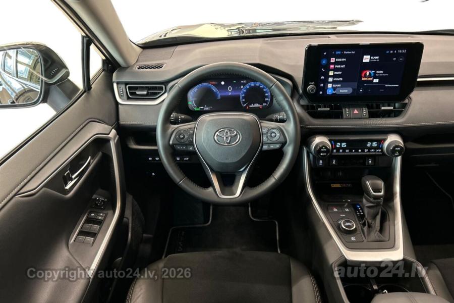 Melns Toyota RAV4 2024 Pērnava, ar dzinēja tilpumu 2.50 L un nobraukumu 27 tūkst. km par 38990 €, foto 9 vietnē AUTOMOTO.COM.LV