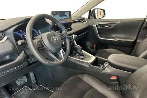 Melns Toyota RAV4 2024 Pērnava, ar dzinēja tilpumu 2.50 L un nobraukumu 27 tūkst. km par 38990 €, foto 11 vietnē AUTOMOTO.COM.LV