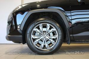 Melns Toyota RAV4 2024 Tallina, ar dzinēja tilpumu 2.50 L un nobraukumu 34 tūkst. km par 35990 €, foto 16 vietnē AUTOMOTO.COM.LV