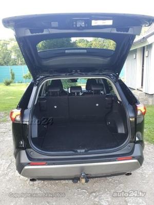 Melns Toyota RAV4 2024 Tallina, ar dzinēja tilpumu 2.50 L un nobraukumu 41 tūkst. km par 38000 €, foto 9 vietnē AUTOMOTO.COM.LV
