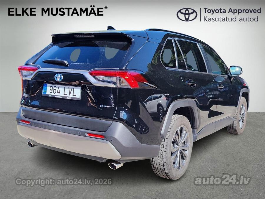 Melns Toyota RAV4 2025 Tallina, ar dzinēja tilpumu 2.49 L un nobraukumu 24 tūkst. km par 37995 €, foto 3 vietnē AUTOMOTO.COM.LV