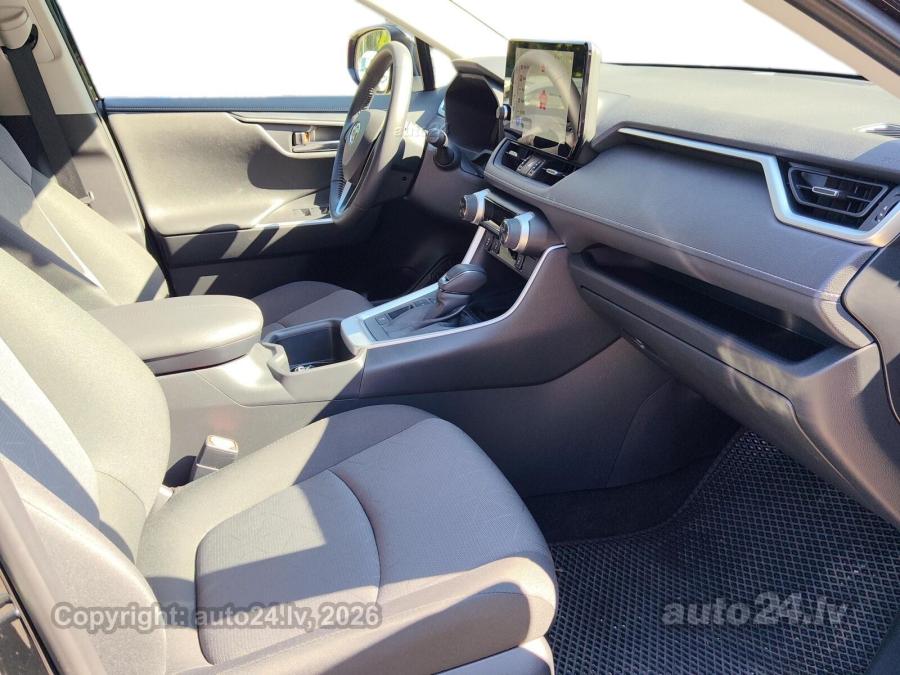 Melns Toyota RAV4 2025 Tallina, ar dzinēja tilpumu 2.49 L un nobraukumu 24 tūkst. km par 37995 €, foto 7 vietnē AUTOMOTO.COM.LV
