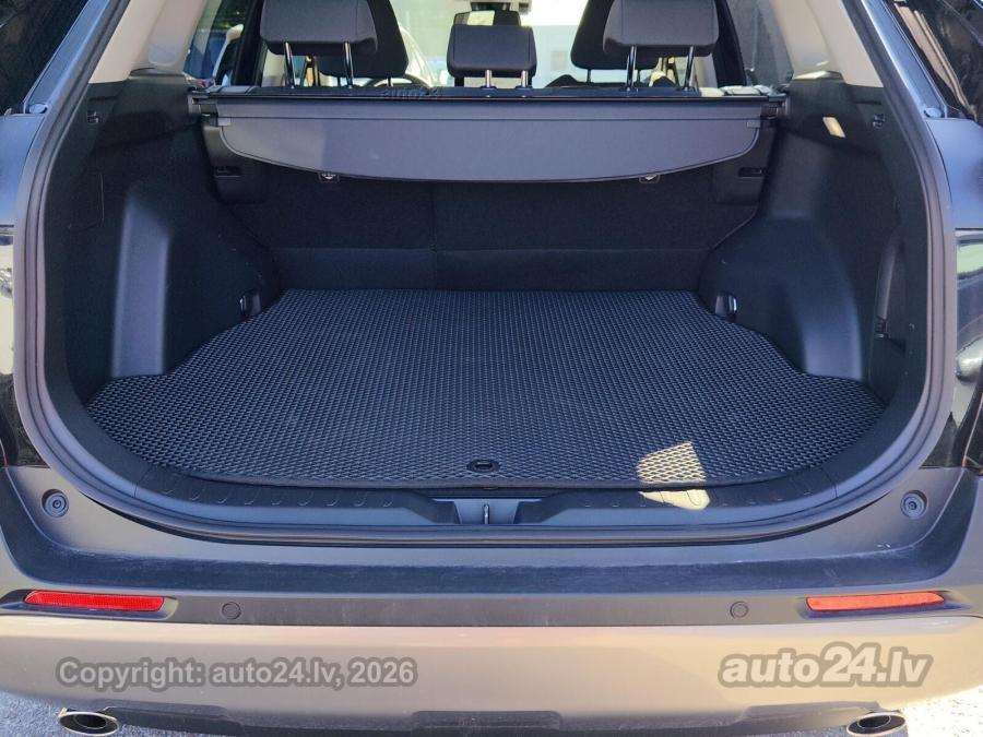 Melns Toyota RAV4 2025 Tallina, ar dzinēja tilpumu 2.49 L un nobraukumu 24 tūkst. km par 37995 €, foto 11 vietnē AUTOMOTO.COM.LV