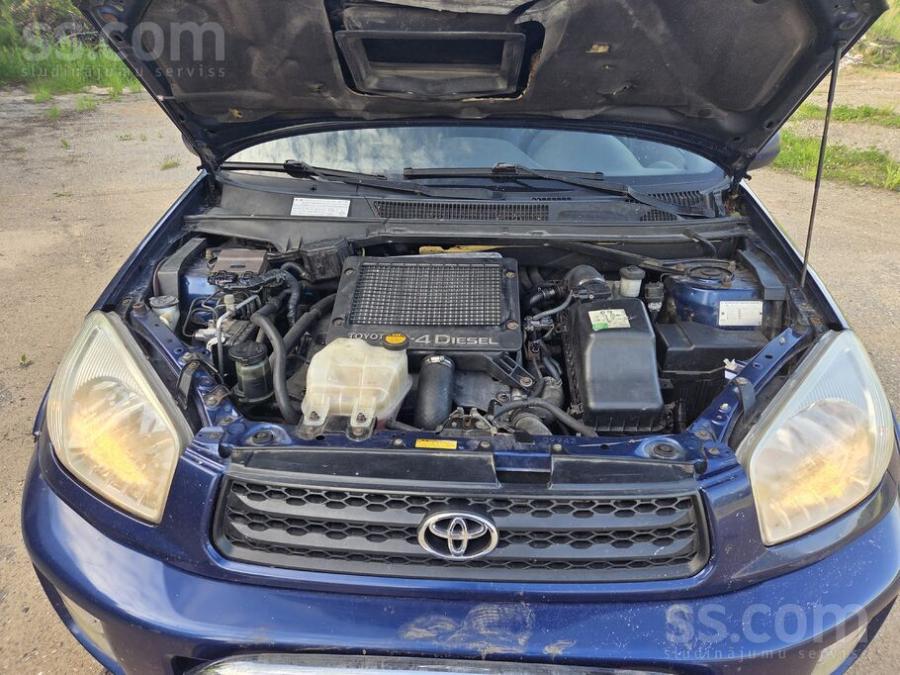 Zils Toyota RAV4 2002 Ludza, ar dzinēja tilpumu 2.00 L un nobraukumu 379 tūkst. km par 2000 €, foto 6 vietnē AUTOMOTO.COM.LV
