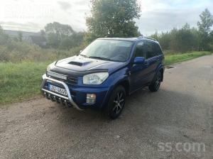 Zils Toyota RAV4 2002 Rēzekne, ar dzinēja tilpumu 2.00 L un nobraukumu 250 tūkst. km par 2800 €, foto 5 vietnē AUTOMOTO.COM.LV