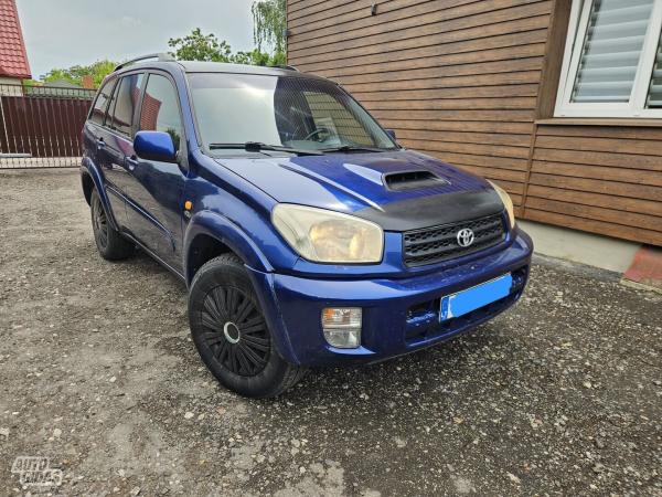 Zils Toyota RAV4 2003 Vilkaviškis, ar dzinēja tilpumu 2.00 L un nobraukumu 311 tūkst. km par 2200 €, foto 1 vietnē AUTOMOTO.COM.LV