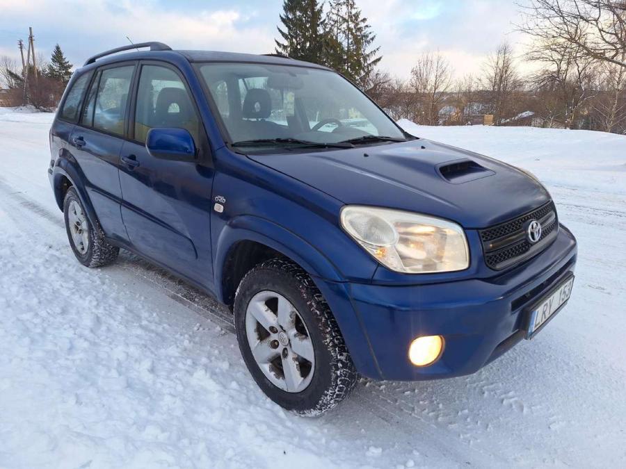 Blue Toyota RAV4 2005 in Kelme, with an engine capacity of 0.20 L and mileage of 290 thousand km for 1950 €, photo 1 on AUTOMOTO.COM.LV