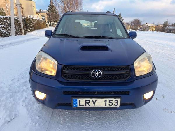 Zils Toyota RAV4 2005 Kelmė, ar dzinēja tilpumu 0.20 L un nobraukumu 290 tūkst. km par 1950 €, foto 5 vietnē AUTOMOTO.COM.LV