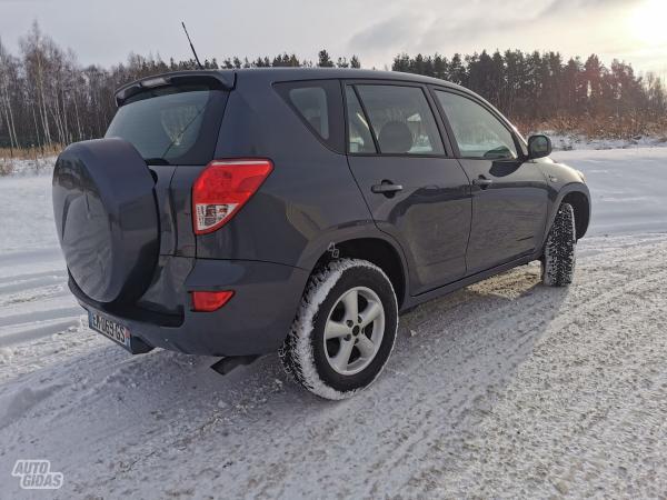 Zils Toyota RAV4 2006 Utena, ar dzinēja tilpumu 2.00 L un nobraukumu 229 tūkst. km par 5125 €, foto 6 vietnē AUTOMOTO.COM.LV
