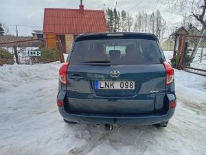 Blue Toyota RAV4 2006 in Vilnius, with an engine capacity of 2.20 L and mileage of 308 thousand km for 3100 €, photo 6 on AUTOMOTO.COM.LV