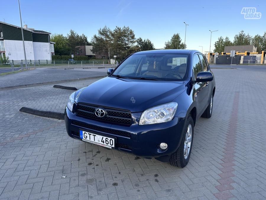 Blue Toyota RAV4 2006 in Druskininkai, with an engine capacity of 2.00 L and mileage of 227 thousand km for 4000 €, photo 6 on AUTOMOTO.COM.LV