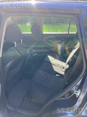 Blue Toyota RAV4 2006 in Riga, with an engine capacity of 2.00 L and mileage of 187 thousand km for 5250 €, photo 15 on AUTOMOTO.COM.LV
