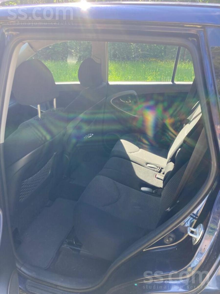 Blue Toyota RAV4 2006 in Riga, with an engine capacity of 2.00 L and mileage of 187 thousand km for 5250 €, photo 15 on AUTOMOTO.COM.LV