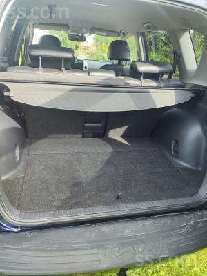 Zils Toyota RAV4 2006 Rīga, ar dzinēja tilpumu 2.20 L un nobraukumu 280 tūkst. km par 3550 €, foto 5 vietnē AUTOMOTO.COM.LV