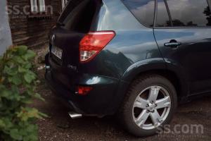 Blue Toyota RAV4 2007 in Riga, with an engine capacity of 2.20 L and mileage of 251 thousand km for 2700 €, photo  on AUTOMOTO.COM.LV