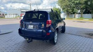 Blue Toyota RAV4 2007 in Marijampole, with an engine capacity of 0.00 L and mileage of 220 thousand km for 3699 €, photo 7 on AUTOMOTO.COM.LV