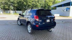 Blue Toyota RAV4 2007 in Marijampole, with an engine capacity of 0.00 L and mileage of 220 thousand km for 3699 €, photo 8 on AUTOMOTO.COM.LV