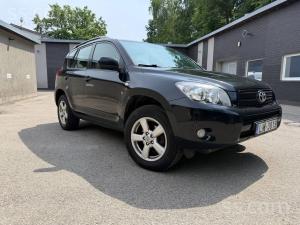Zils Toyota RAV4 2007 Rīga, ar dzinēja tilpumu 2.20 L un nobraukumu 346 tūkst. km par 2200 €, foto 7 vietnē AUTOMOTO.COM.LV