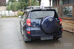 Blue Toyota RAV4 2007 in Riga, with an engine capacity of 2.20 L and mileage of 0 thousand km for 2990 €, photo 5 on AUTOMOTO.COM.LV