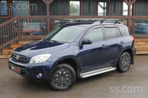 Blue Toyota RAV4 2007 in Riga, with an engine capacity of 2.20 L and mileage of 0 thousand km for 2990 €, photo 8 on AUTOMOTO.COM.LV