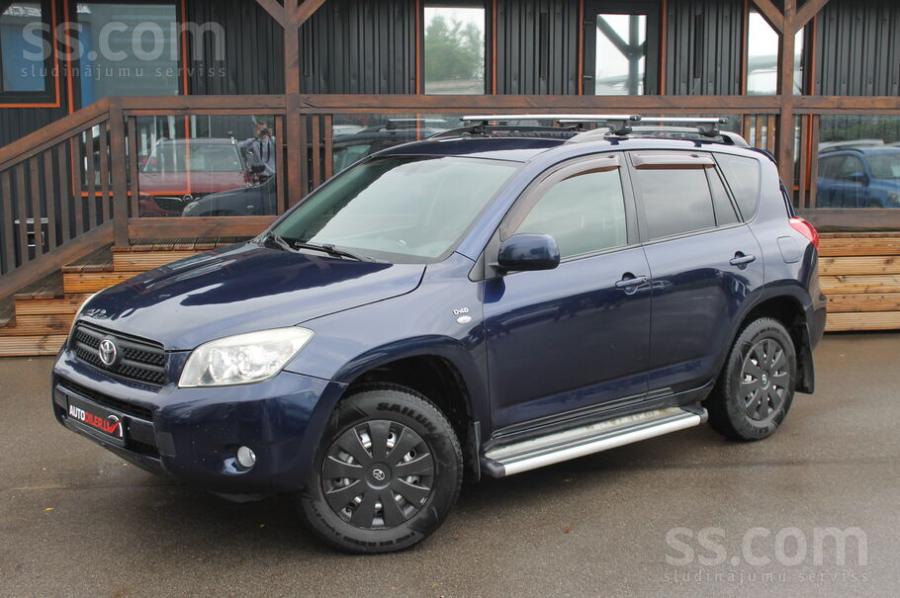 Blue Toyota RAV4 2007 in Riga, with an engine capacity of 2.20 L and mileage of 0 thousand km for 2990 €, photo 8 on AUTOMOTO.COM.LV