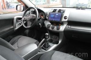 Blue Toyota RAV4 2007 in Riga, with an engine capacity of 2.20 L and mileage of 0 thousand km for 2990 €, photo 15 on AUTOMOTO.COM.LV