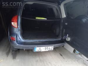 Zils Toyota RAV4 2007 Liepāja, ar dzinēja tilpumu 2.00 L un nobraukumu 154 tūkst. km par 4000 €, foto 7 vietnē AUTOMOTO.COM.LV