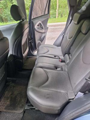 Zils Toyota RAV4 2008 Viļņa, ar dzinēja tilpumu 2.00 L un nobraukumu 137 tūkst. km par 5999 €, foto 8 vietnē AUTOMOTO.COM.LV