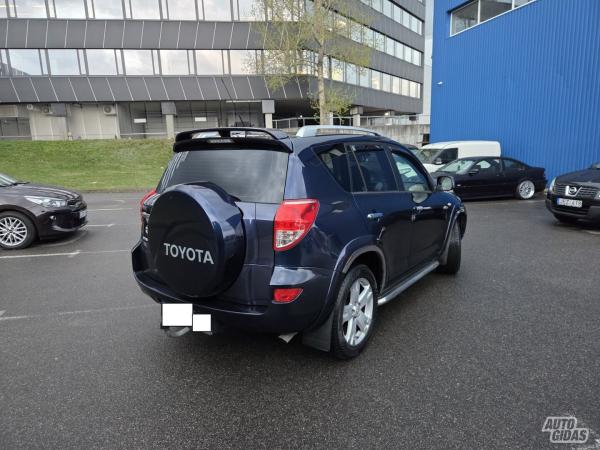 Zils Toyota RAV4 2009 Ukmergė, ar dzinēja tilpumu 2.20 L un nobraukumu 209 tūkst. km par 5300 €, foto 6 vietnē AUTOMOTO.COM.LV