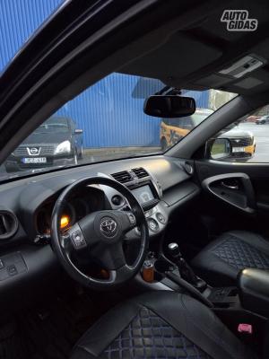Zils Toyota RAV4 2009 Ukmergė, ar dzinēja tilpumu 2.20 L un nobraukumu 209 tūkst. km par 5300 €, foto 13 vietnē AUTOMOTO.COM.LV