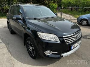 Zils Toyota RAV4 2010 Rīga, ar dzinēja tilpumu 2.20 L un nobraukumu 340 tūkst. km par 2500 €, foto  vietnē AUTOMOTO.COM.LV
