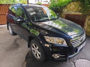 Zils Toyota RAV4 2011 Rīga, ar dzinēja tilpumu 2.20 L un nobraukumu 92 tūkst. km par 7650 €, foto 2 vietnē AUTOMOTO.COM.LV