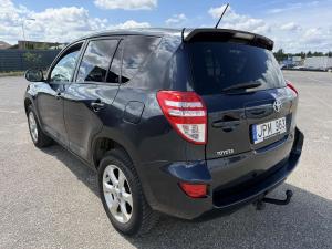 Zils Toyota RAV4 2011 Viļņa, ar dzinēja tilpumu 2.23 L un nobraukumu 414 tūkst. km par 4499 €, foto 5 vietnē AUTOMOTO.COM.LV