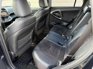 Zils Toyota RAV4 2011 Viļņa, ar dzinēja tilpumu 2.23 L un nobraukumu 414 tūkst. km par 4499 €, foto 12 vietnē AUTOMOTO.COM.LV