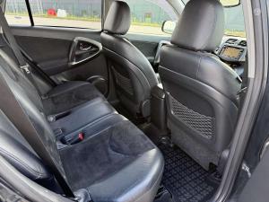 Zils Toyota RAV4 2011 Viļņa, ar dzinēja tilpumu 2.23 L un nobraukumu 414 tūkst. km par 4499 €, foto 16 vietnē AUTOMOTO.COM.LV