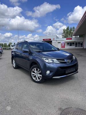 Blue Toyota RAV4 2013 in Ukmerge, with an engine capacity of 2.00 L and mileage of 230 thousand km for 12900 €, photo 4 on AUTOMOTO.COM.LV