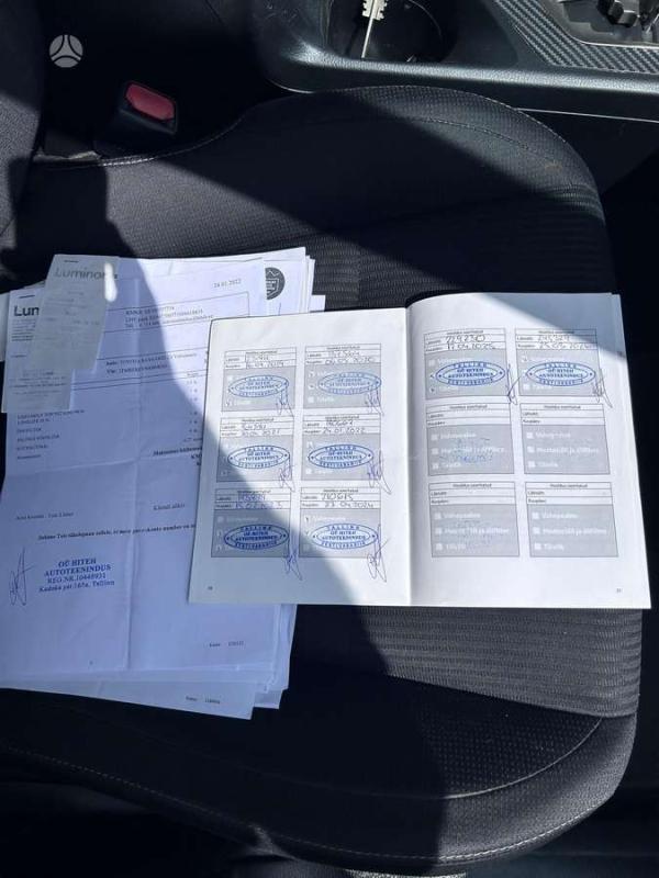 Blue Toyota RAV4 2013 in Ukmerge, with an engine capacity of 2.00 L and mileage of 230 thousand km for 12900 €, photo 10 on AUTOMOTO.COM.LV
