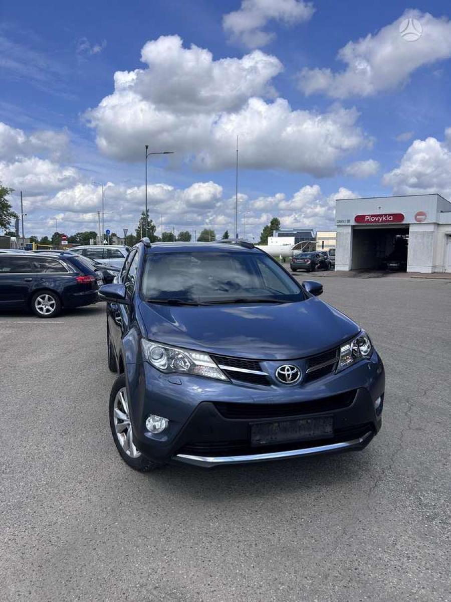 Blue Toyota RAV4 2013 in Ukmerge, with an engine capacity of 2.00 L and mileage of 230 thousand km for 12900 €, photo 31 on AUTOMOTO.COM.LV