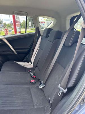 Blue Toyota RAV4 2013 in Ukmerge, with an engine capacity of 2.00 L and mileage of 230 thousand km for 12900 €, photo 36 on AUTOMOTO.COM.LV