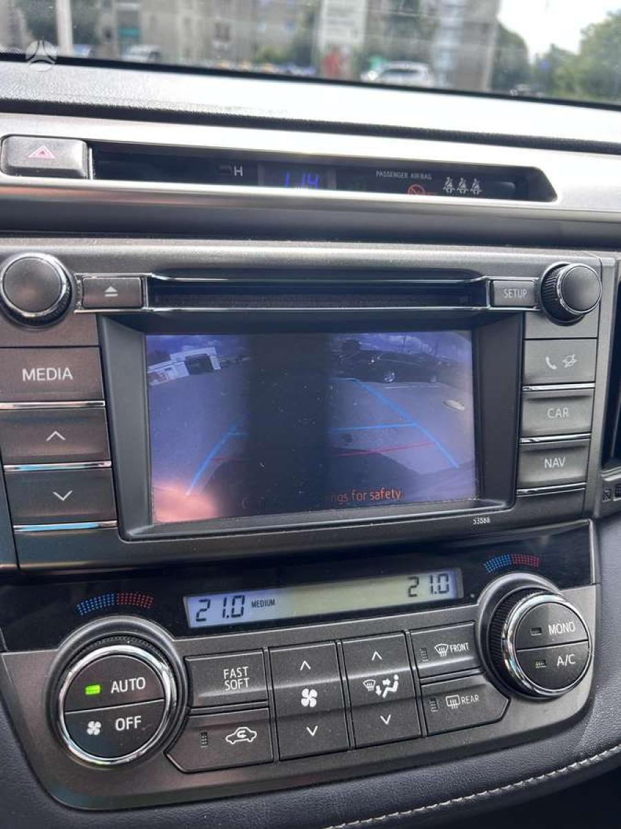 Blue Toyota RAV4 2013 in Ukmerge, with an engine capacity of 2.00 L and mileage of 230 thousand km for 12900 €, photo 39 on AUTOMOTO.COM.LV