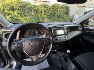 Blue Toyota RAV4 2014 in Vievis, with an engine capacity of 2.00 L and mileage of 213 thousand km for 9900 €, photo 10 on AUTOMOTO.COM.LV