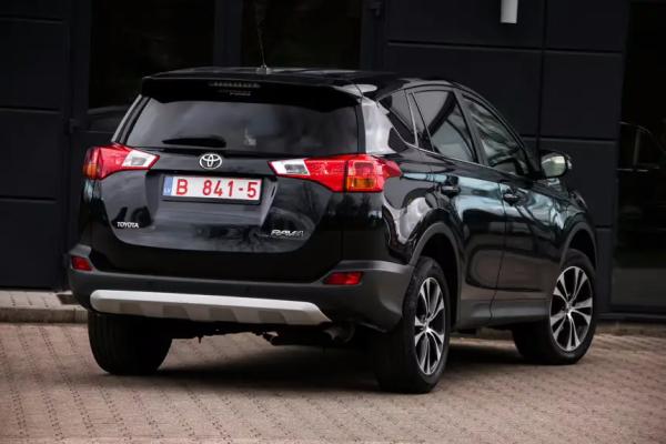 Zils Toyota RAV4 2015 Jelgava, ar dzinēja tilpumu 2.00 L un nobraukumu 208 tūkst. km par 13500 €, foto 8 vietnē AUTOMOTO.COM.LV