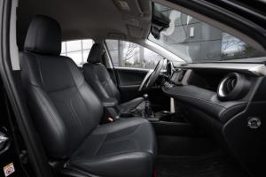 Zils Toyota RAV4 2015 Rīga, ar dzinēja tilpumu 2.00 L un nobraukumu 208 tūkst. km par 13500 €, foto 16 vietnē AUTOMOTO.COM.LV