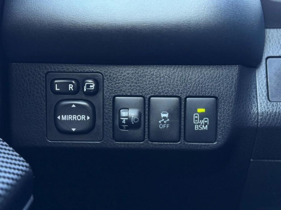 Zils Toyota RAV4 2015 Rīga, ar dzinēja tilpumu 2.00 L un nobraukumu 208 tūkst. km par 13500 €, foto 21 vietnē AUTOMOTO.COM.LV