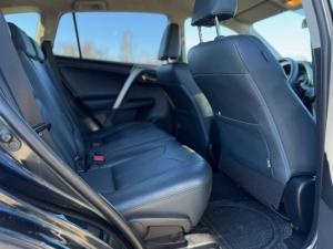 Zils Toyota RAV4 2015 Rīga, ar dzinēja tilpumu 2.00 L un nobraukumu 208 tūkst. km par 13500 €, foto 28 vietnē AUTOMOTO.COM.LV