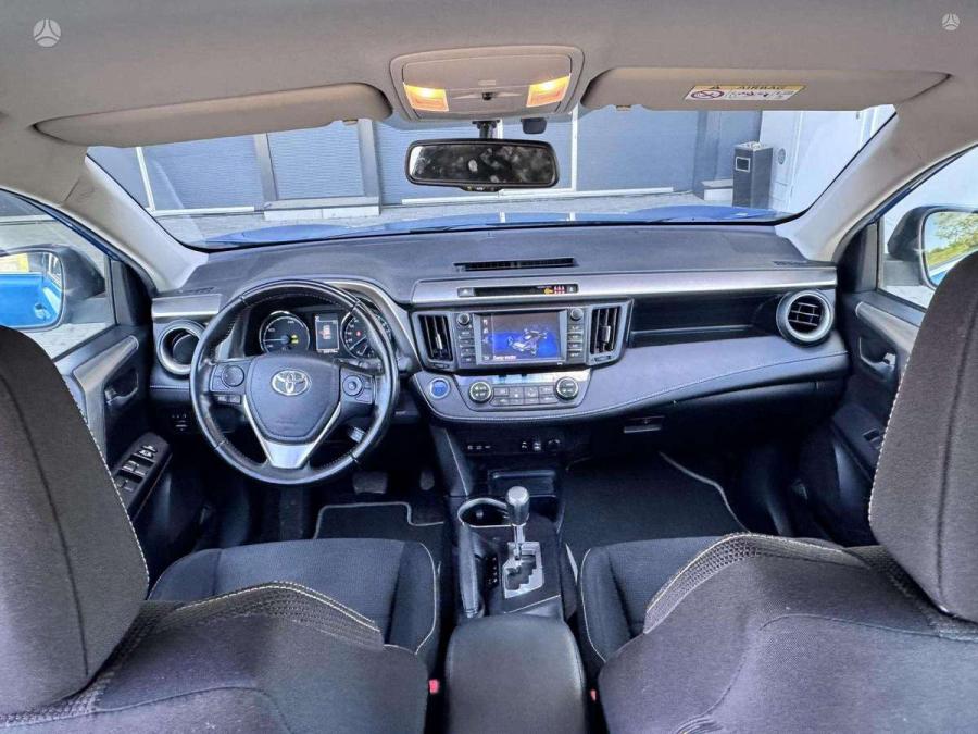 Zils Toyota RAV4 2016 Viļņa, ar dzinēja tilpumu 2.49 L un nobraukumu 210 tūkst. km par 16250 €, foto 19 vietnē AUTOMOTO.COM.LV
