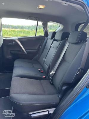 Zils Toyota RAV4 2016 Viļņa, ar dzinēja tilpumu 2.50 L un nobraukumu 210 tūkst. km par 14950 €, foto 22 vietnē AUTOMOTO.COM.LV