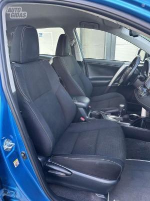 Zils Toyota RAV4 2016 Viļņa, ar dzinēja tilpumu 2.50 L un nobraukumu 210 tūkst. km par 14950 €, foto 27 vietnē AUTOMOTO.COM.LV